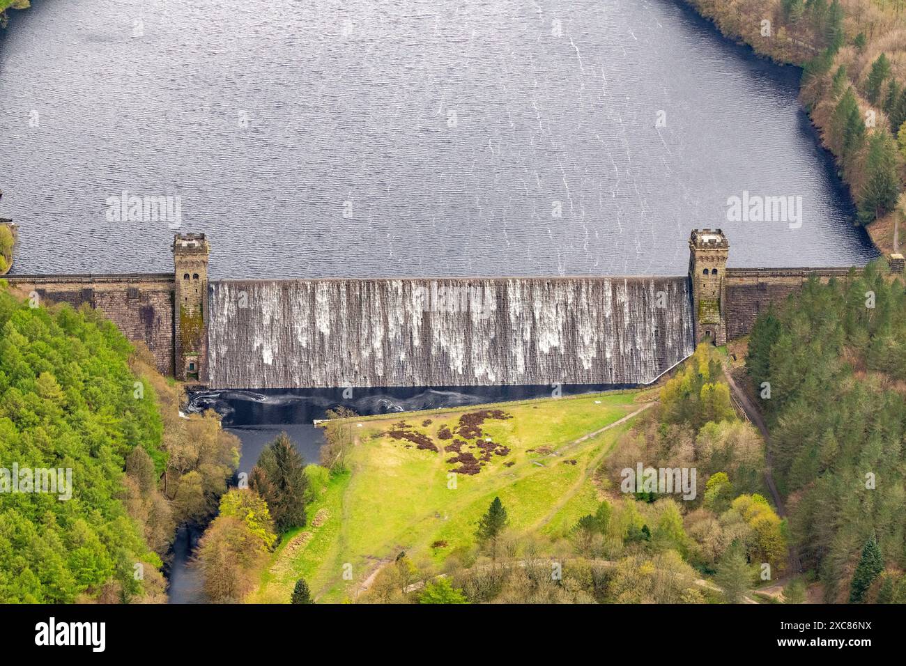 Aerial photo of the Derwent Dam used for practice by 617 Squadran of ...