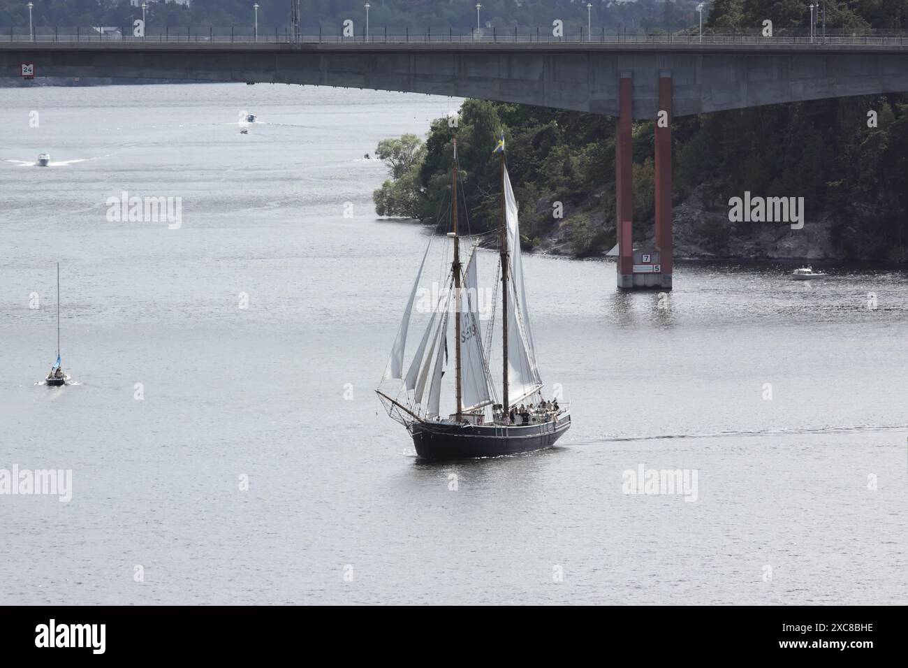 Two masted schooner hi-res stock photography and images - Alamy
