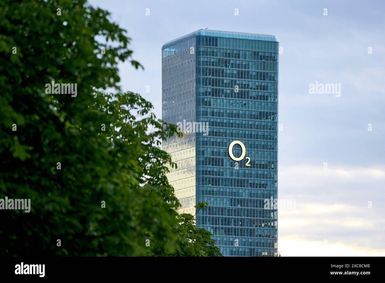 O2 building in munich bavaria hi-res stock photography and images - Alamy