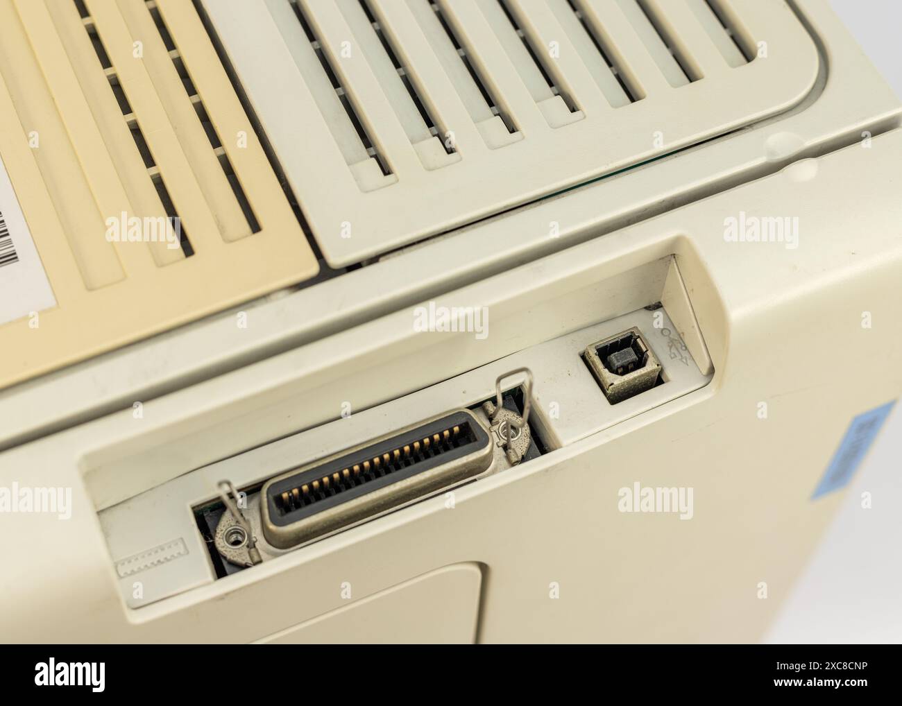 Serial connection hi-res stock photography and images - Alamy