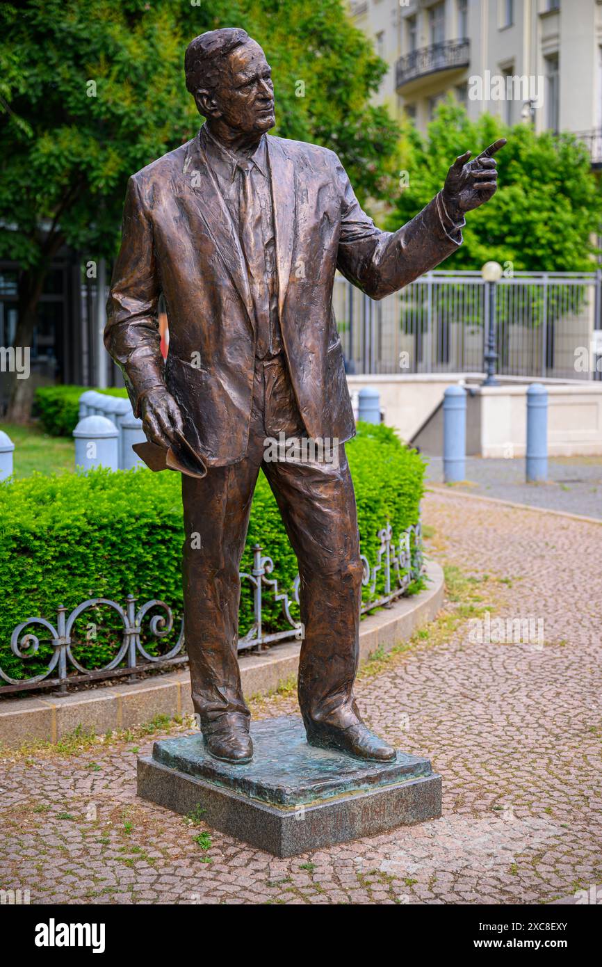 Statue of President George H. W. Bush, Budapest, Hungary Stock Photo ...