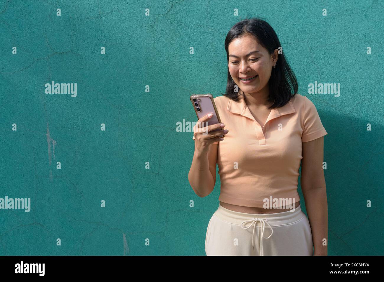 Asian pants hi-res stock photography and images - Alamy