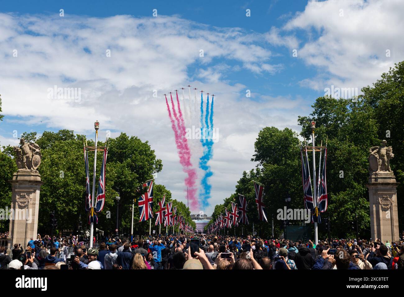 The Mall, Westminster, London, UK. 15th Jun, 2024. The Royal Family ...