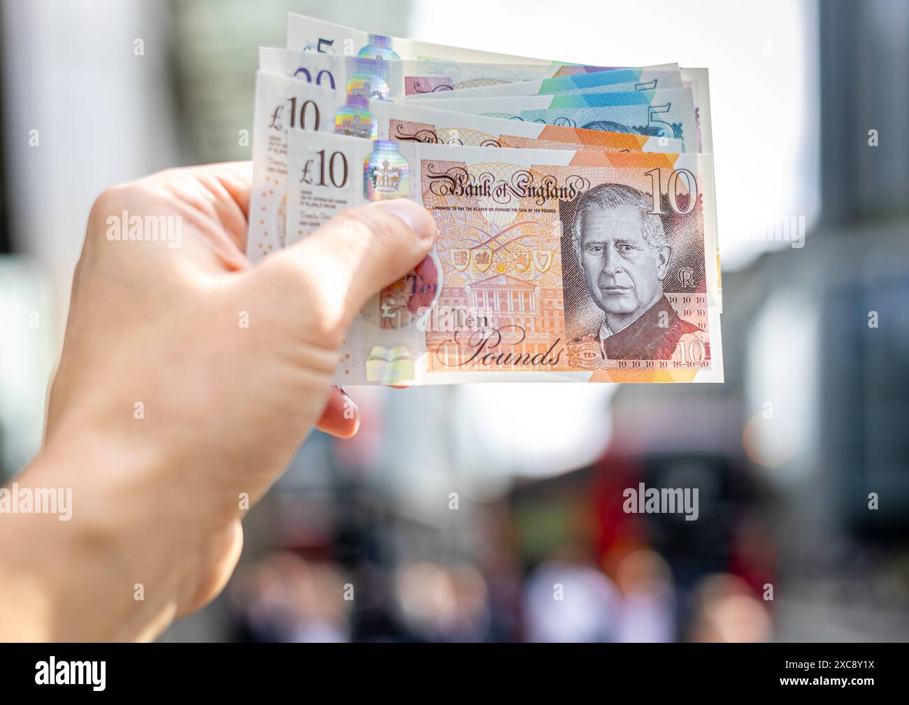 Banknotes featuring a portrait of King Charles III, first issued in ...