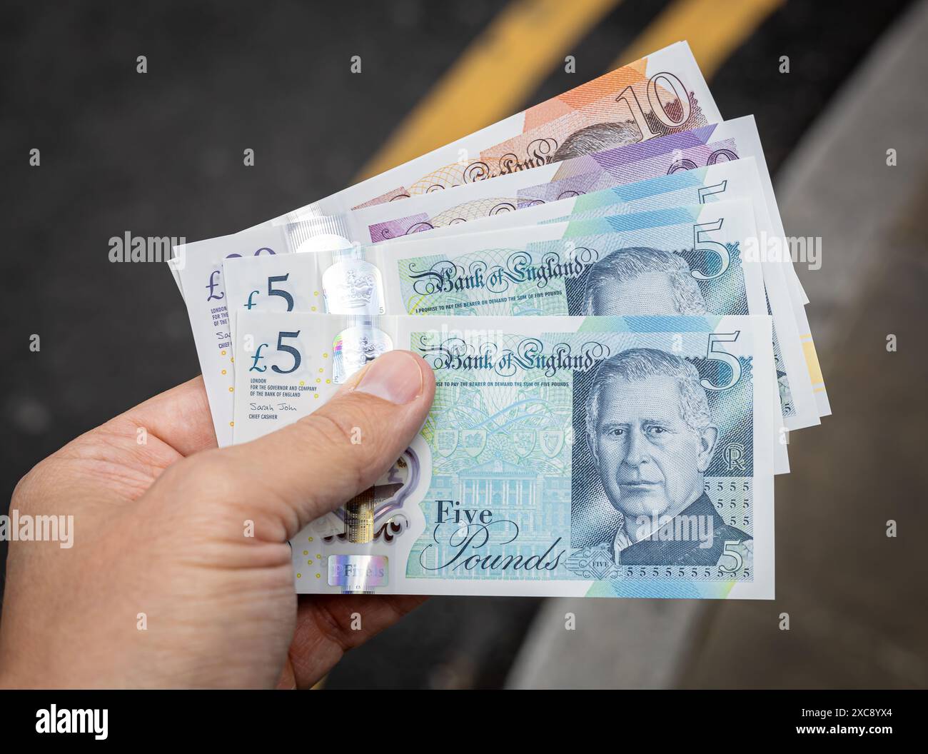 Banknotes featuring a portrait of King Charles III, first issued in ...