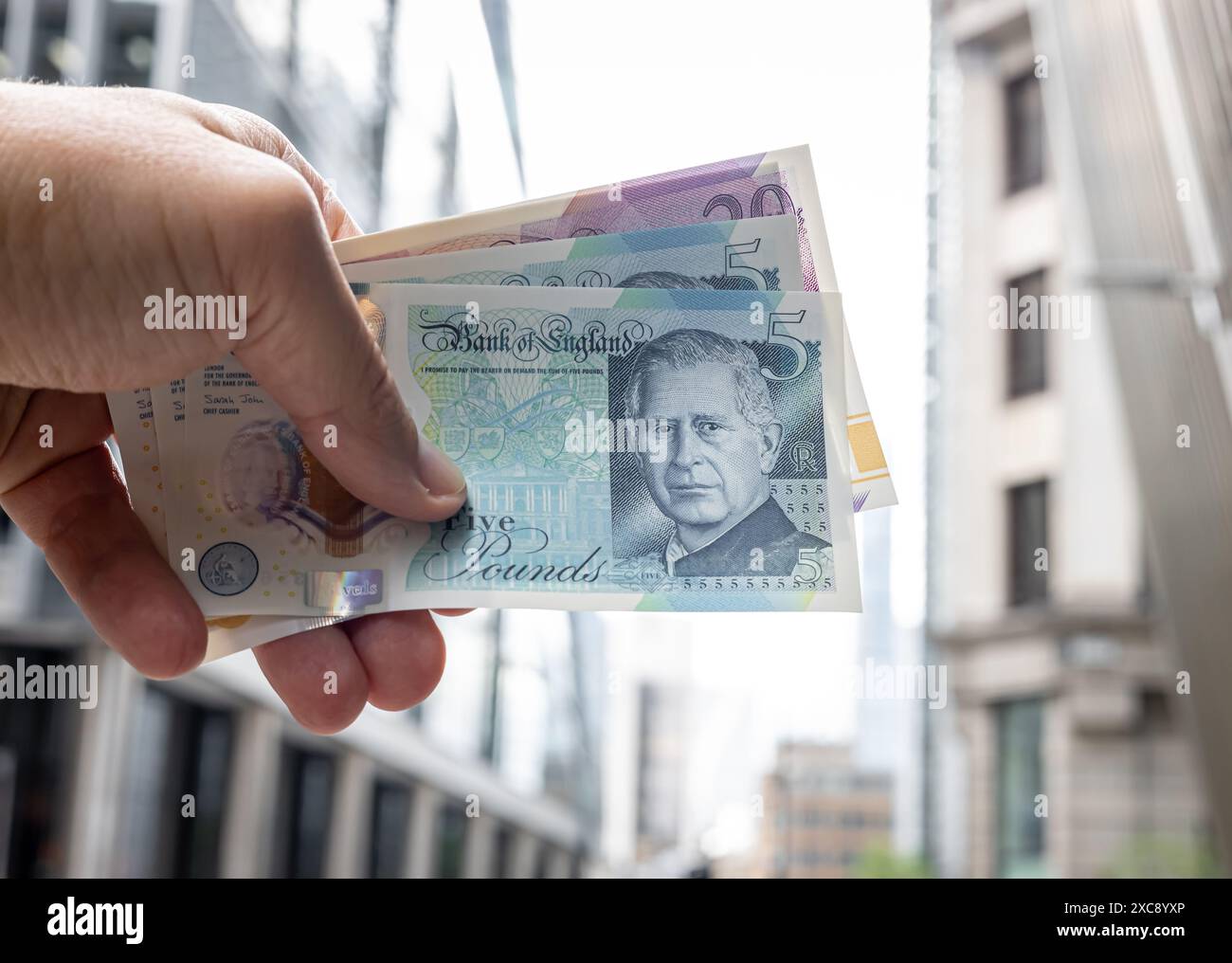 Charles iii twenty pound note hi-res stock photography and images - Alamy