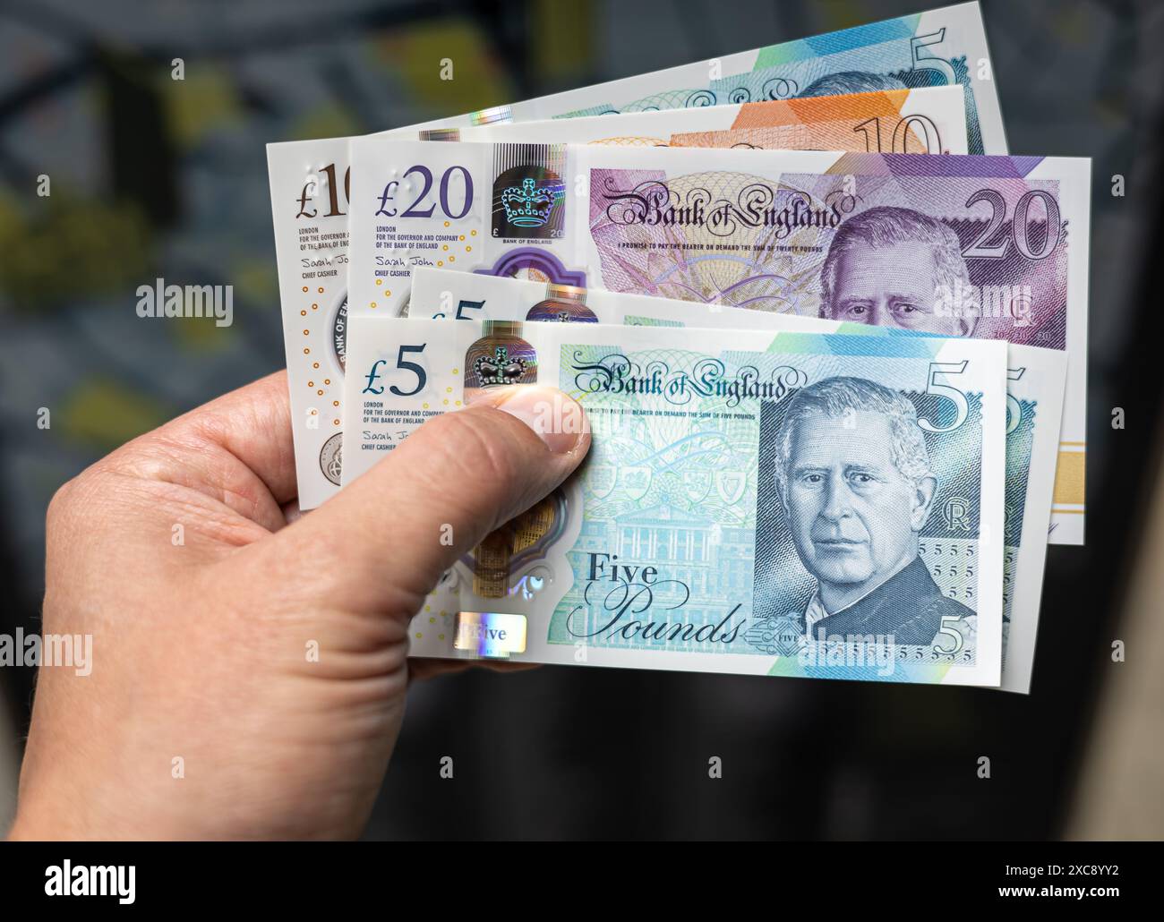 Banknotes featuring a portrait of King Charles III, first issued in ...