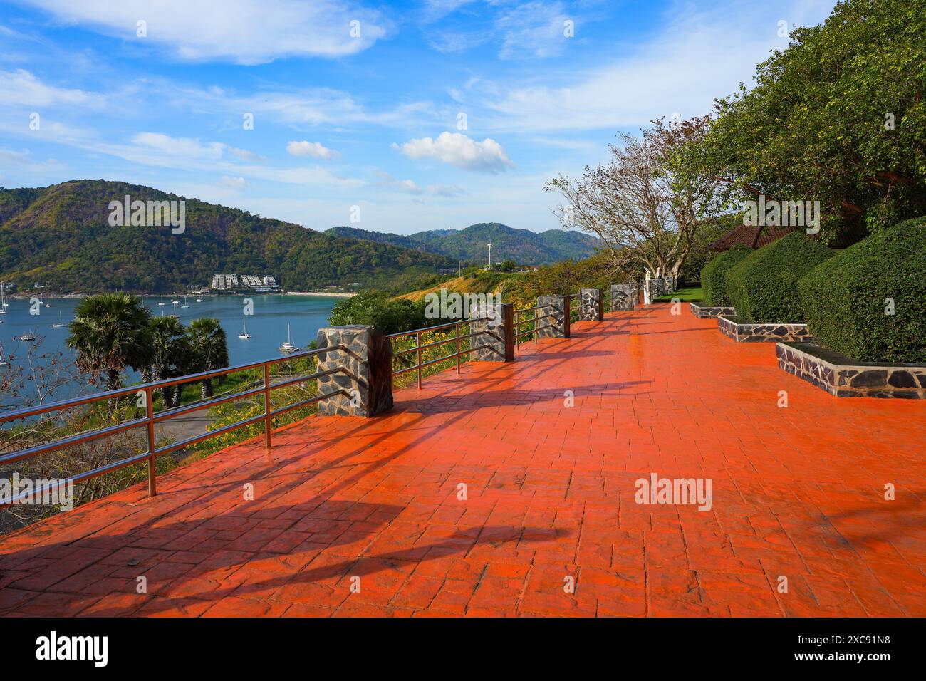 Phra phrom square hi-res stock photography and images - Alamy