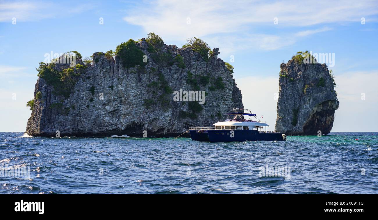 Koh Haa is a group of Five Islands made of karstic limestone cliffs in ...