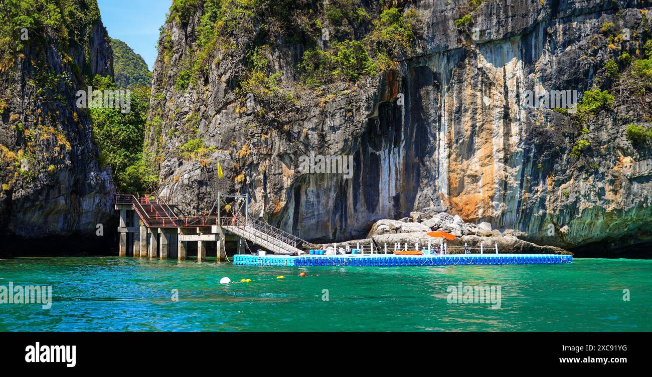 Floating platform on Koh Phi Phi Leh island allowing tourists to access ...