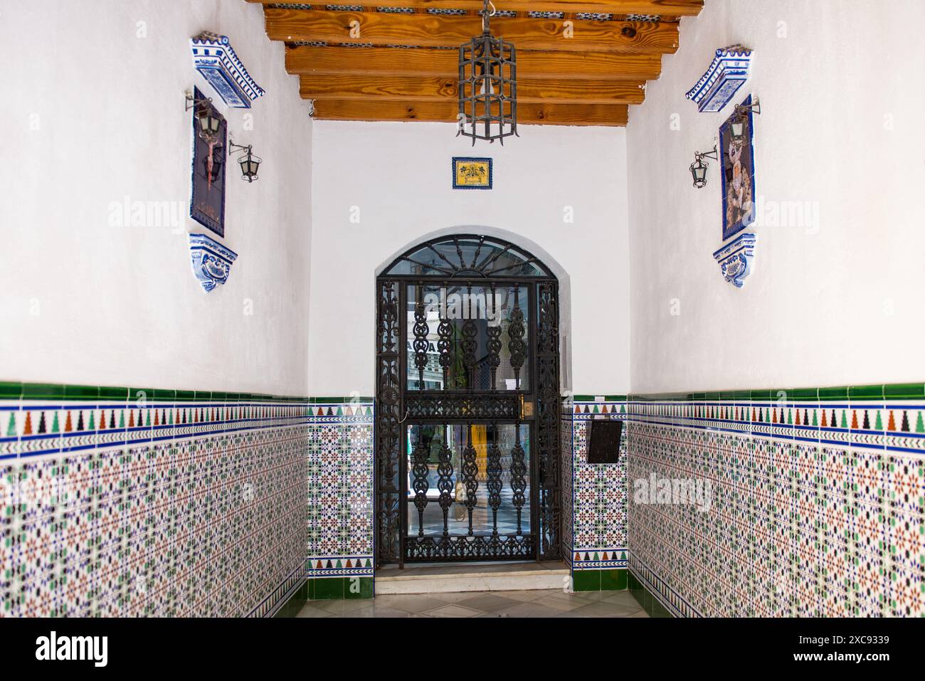 Moorish style residential architecture hi-res stock photography and ...