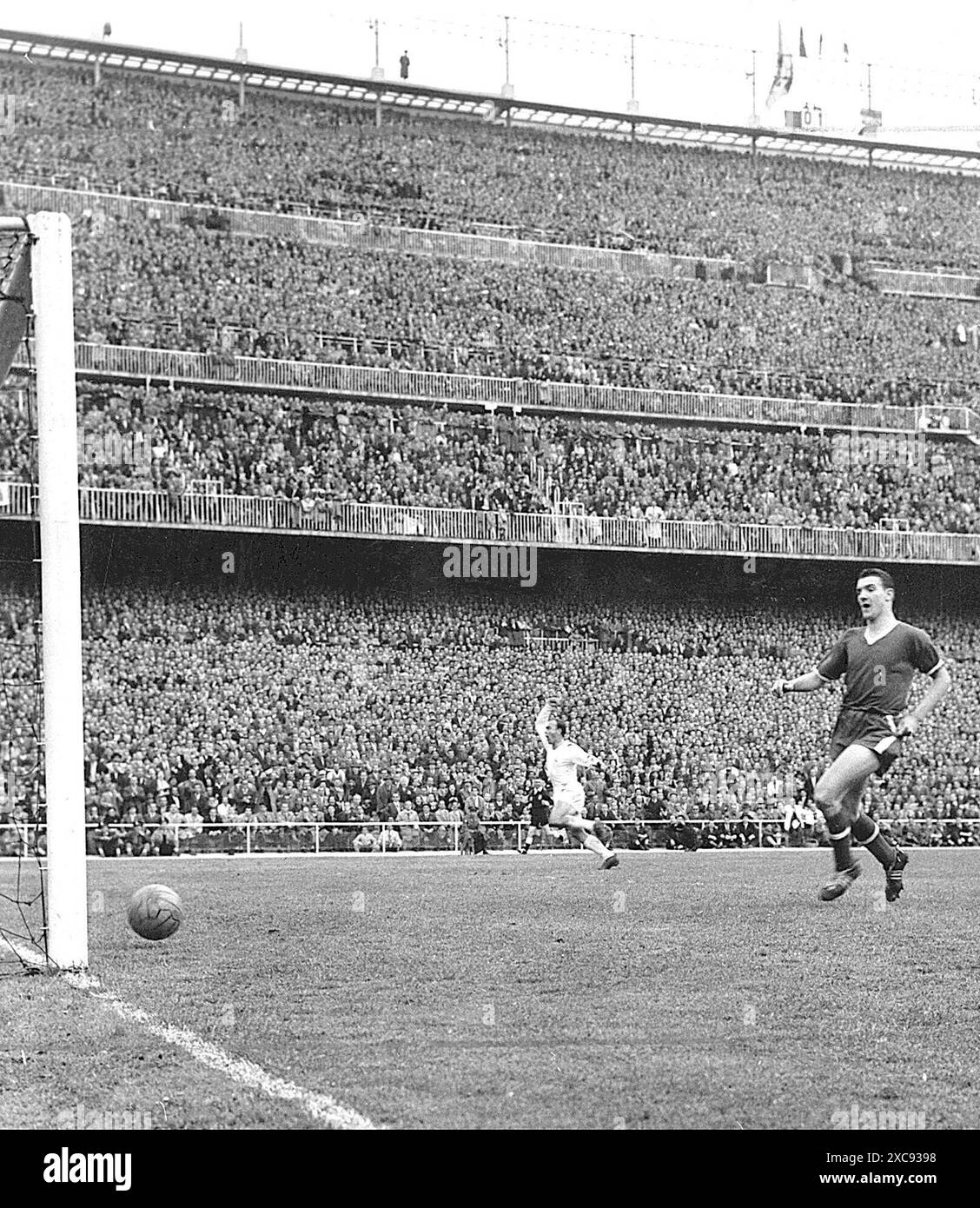 Por favor fútbol hi-res stock photography and images - Alamy