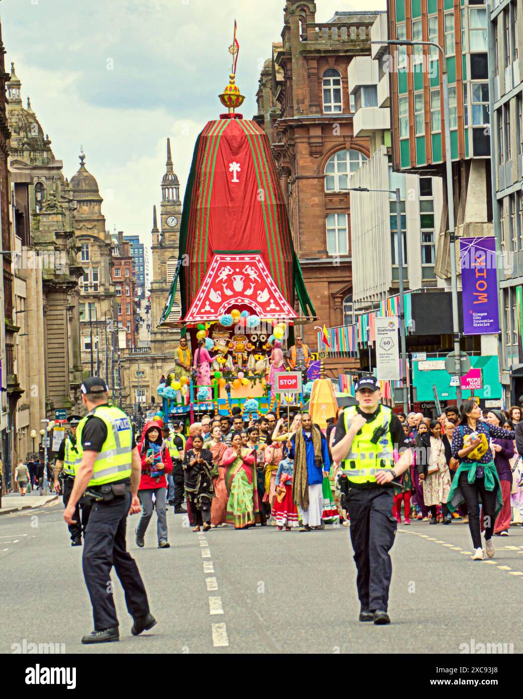 Glasgow, Scotland, UK. 15th June, 2024: Rathayatra, Hare Krishna ...