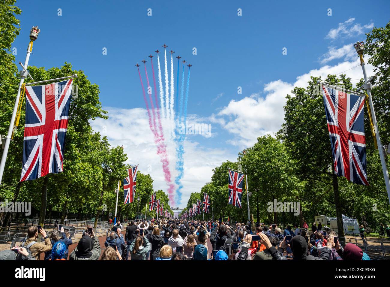 Raf regiment parade hi-res stock photography and images - Alamy