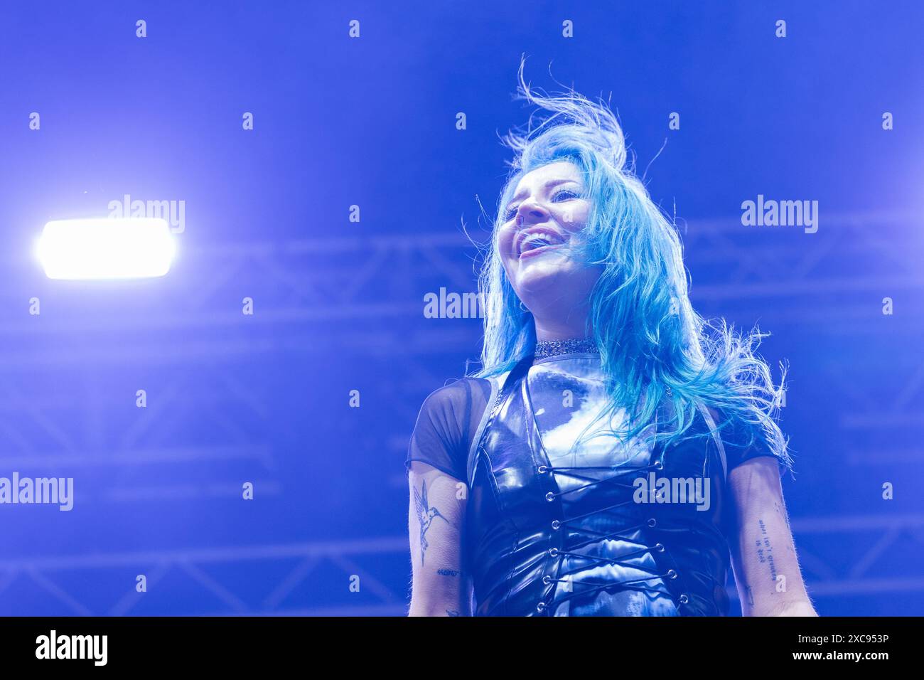 Singer charlotte sands hi-res stock photography and images - Alamy