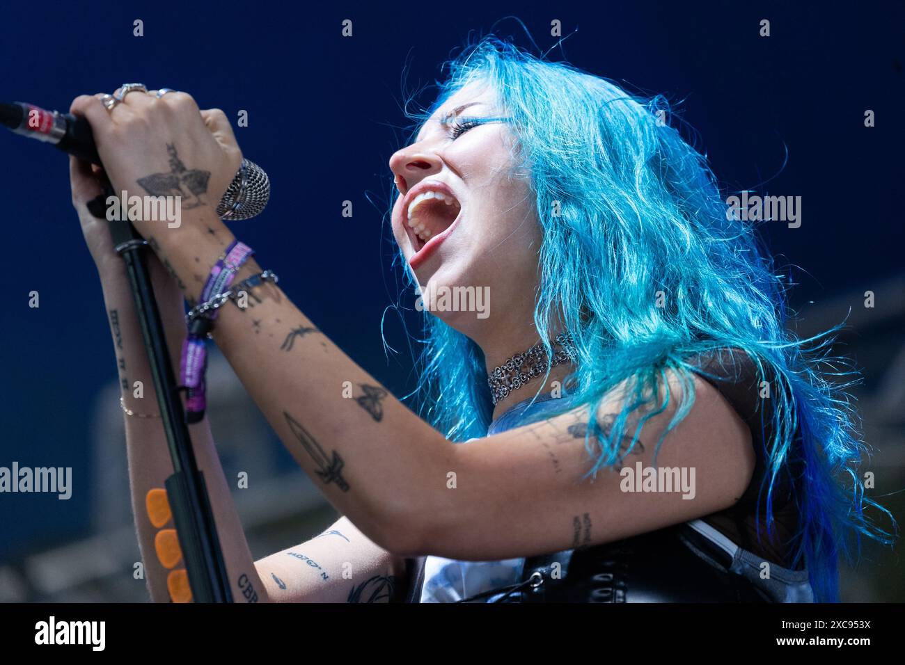 Leicestershire, UK. Saturday June 15, 2024. US singer Charlotte Sands ...