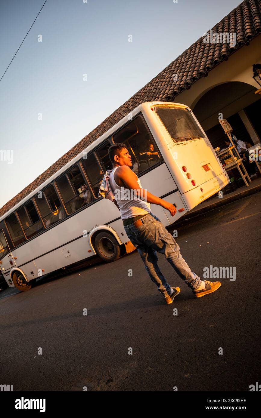 Man crossing road people hi-res stock photography and images - Alamy