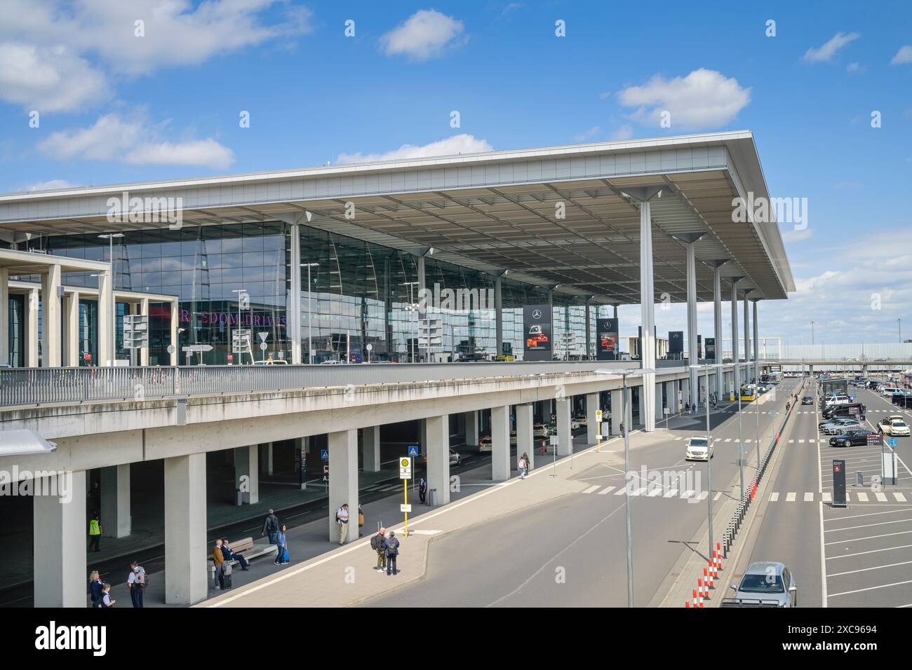 Terminal 1 ber hi-res stock photography and images - Alamy