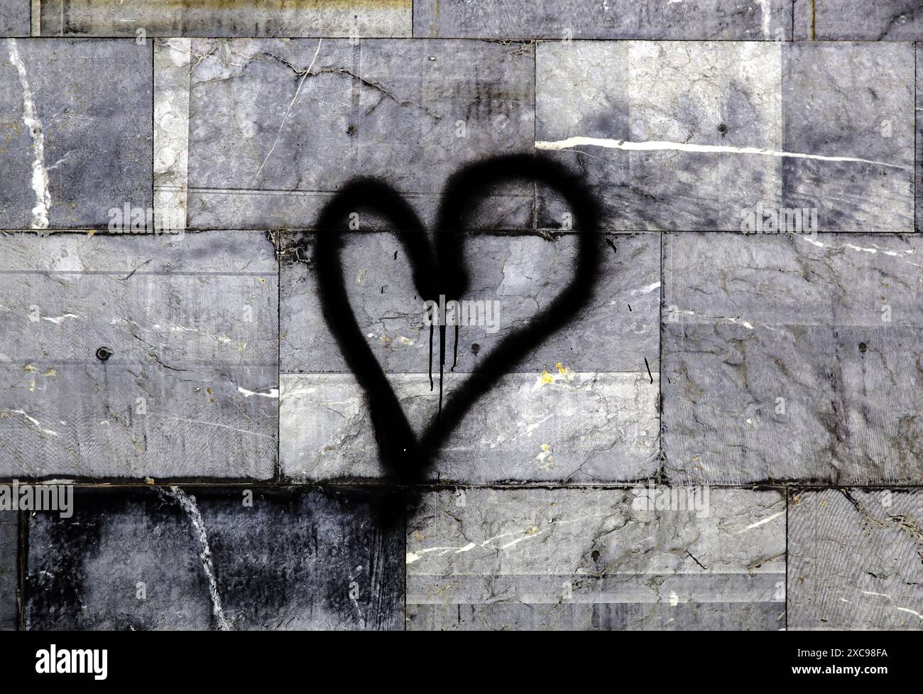 Pink brick wall heart hi-res stock photography and images - Alamy