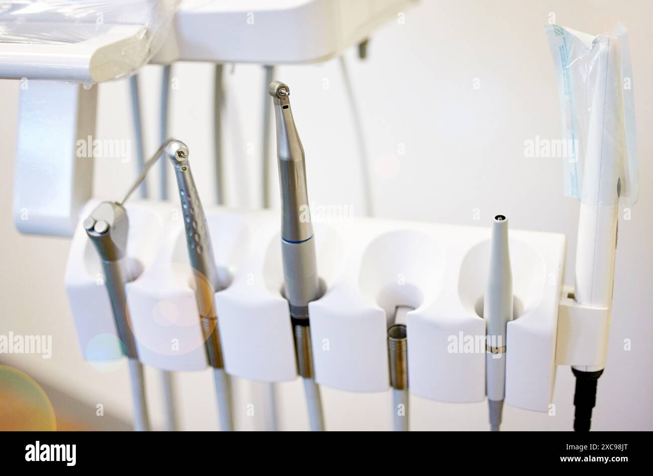 Dental procedure setup hi-res stock photography and images - Alamy