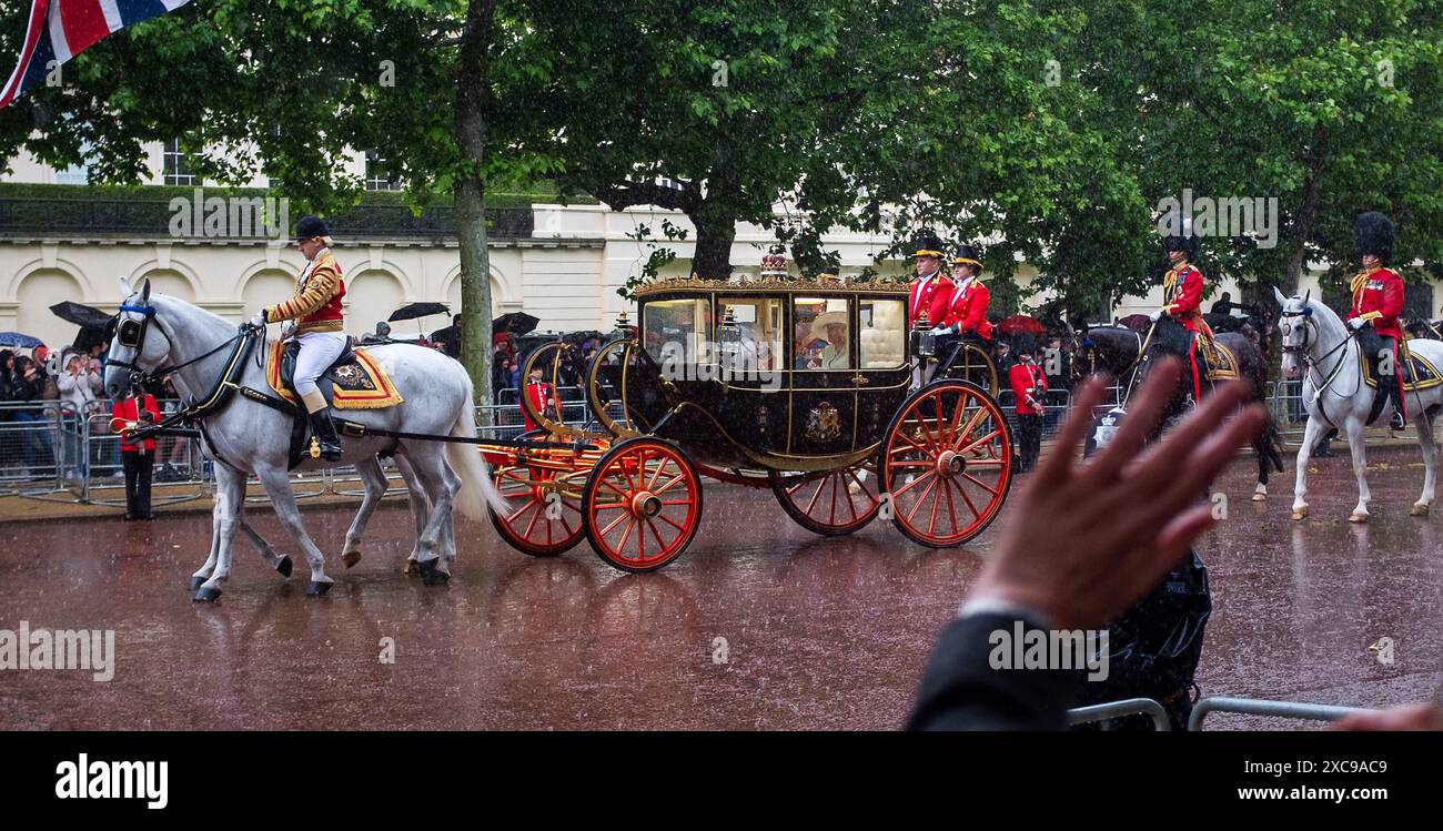 King charles trooping the colour hi-res stock photography and images ...