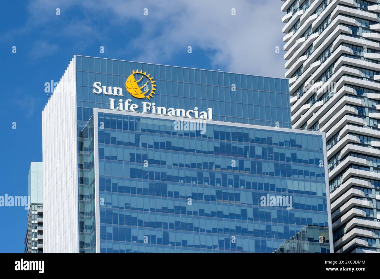 Sun Life Financial Global Headquarters in Toronto, ON, Canada Stock ...
