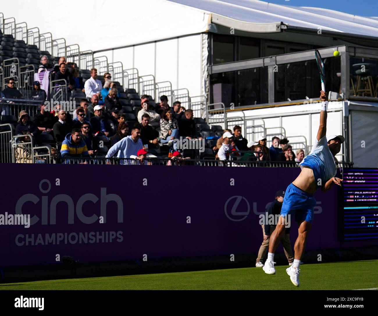 Paul mackenzie hi-res stock photography and images - Alamy