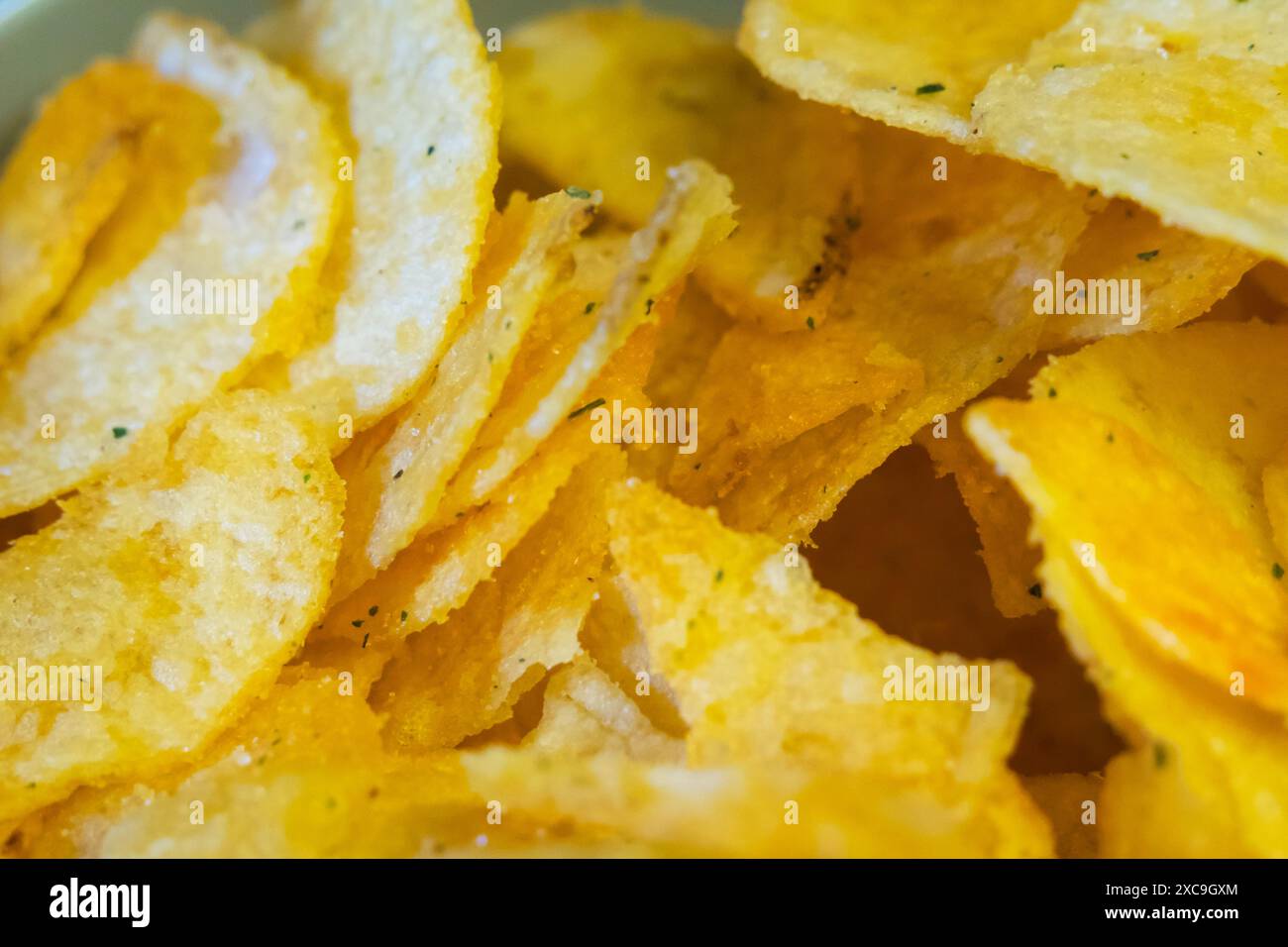 Crispy potato chips golden hi-res stock photography and images - Alamy