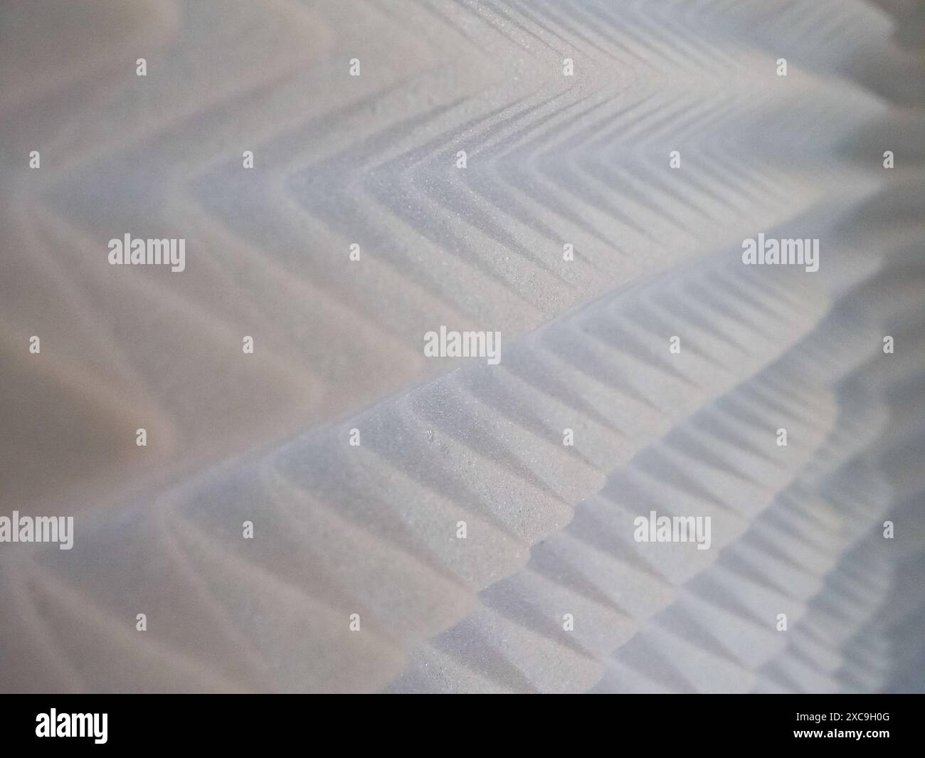 Echo Reduction Foam. Textured grey foam panels for soundproofing ...