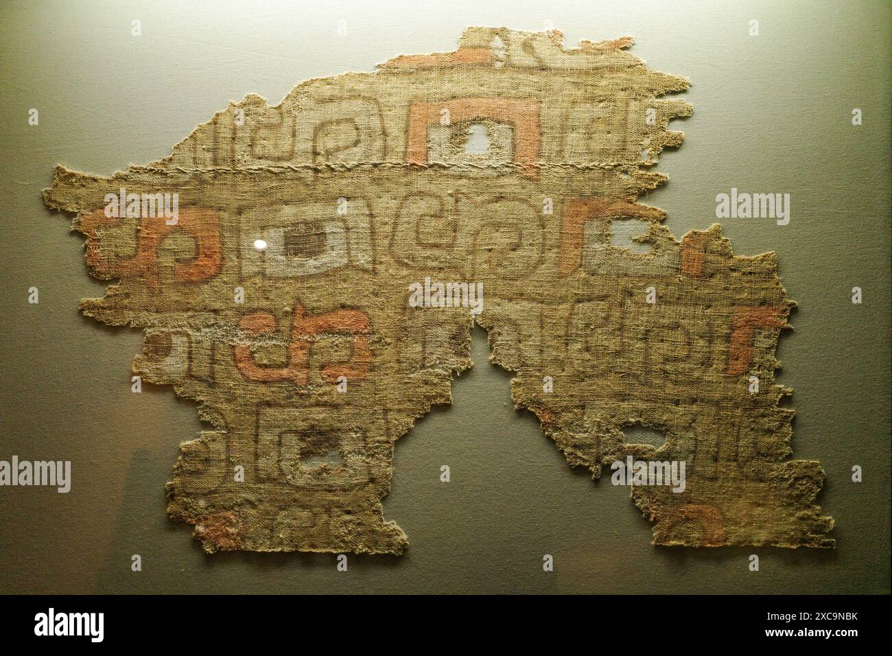 Museo paracas hi-res stock photography and images - Alamy