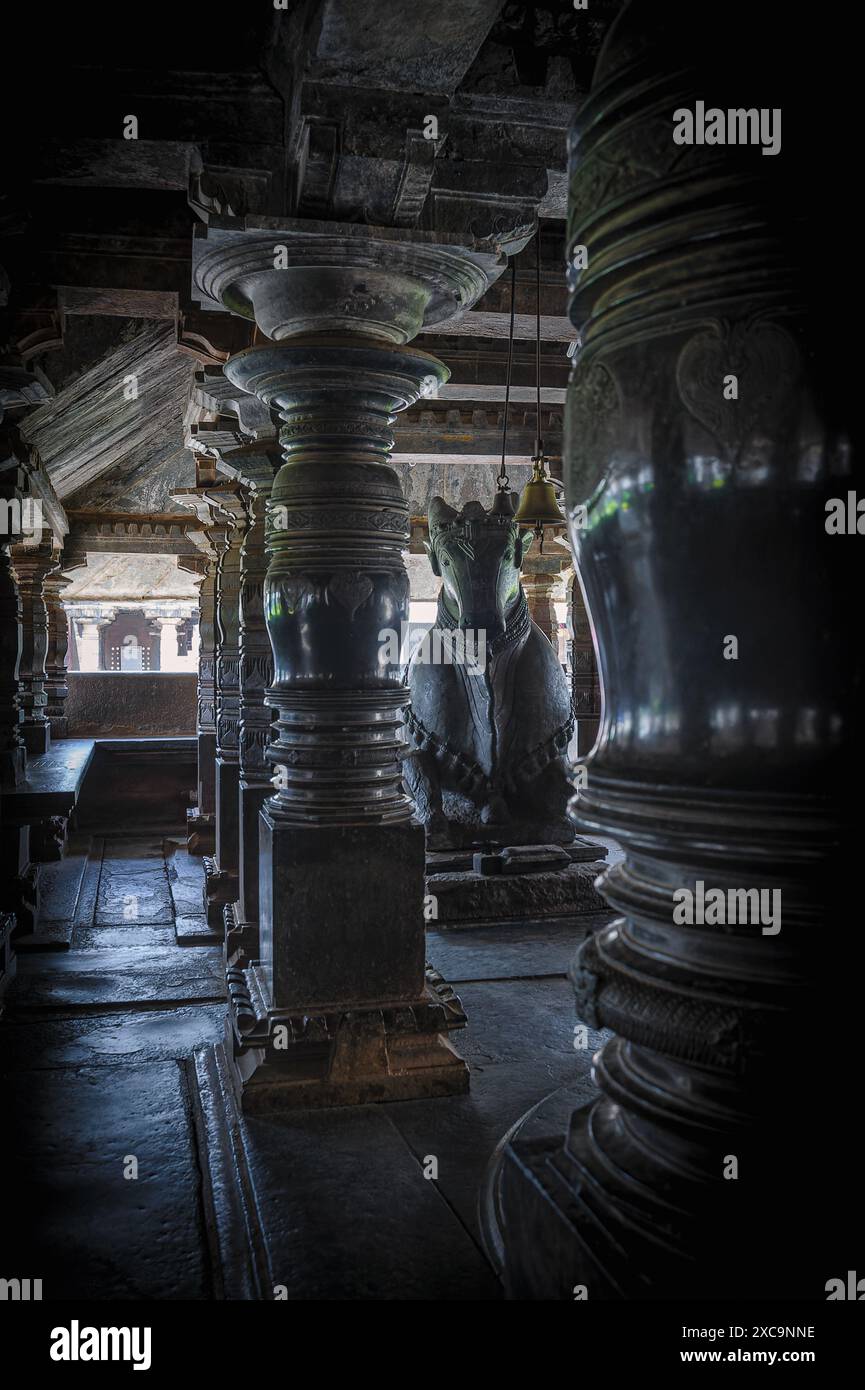 06 04 2014 Vintage Old Nandi at Nritya mantapa Madhukeshwara temple ...