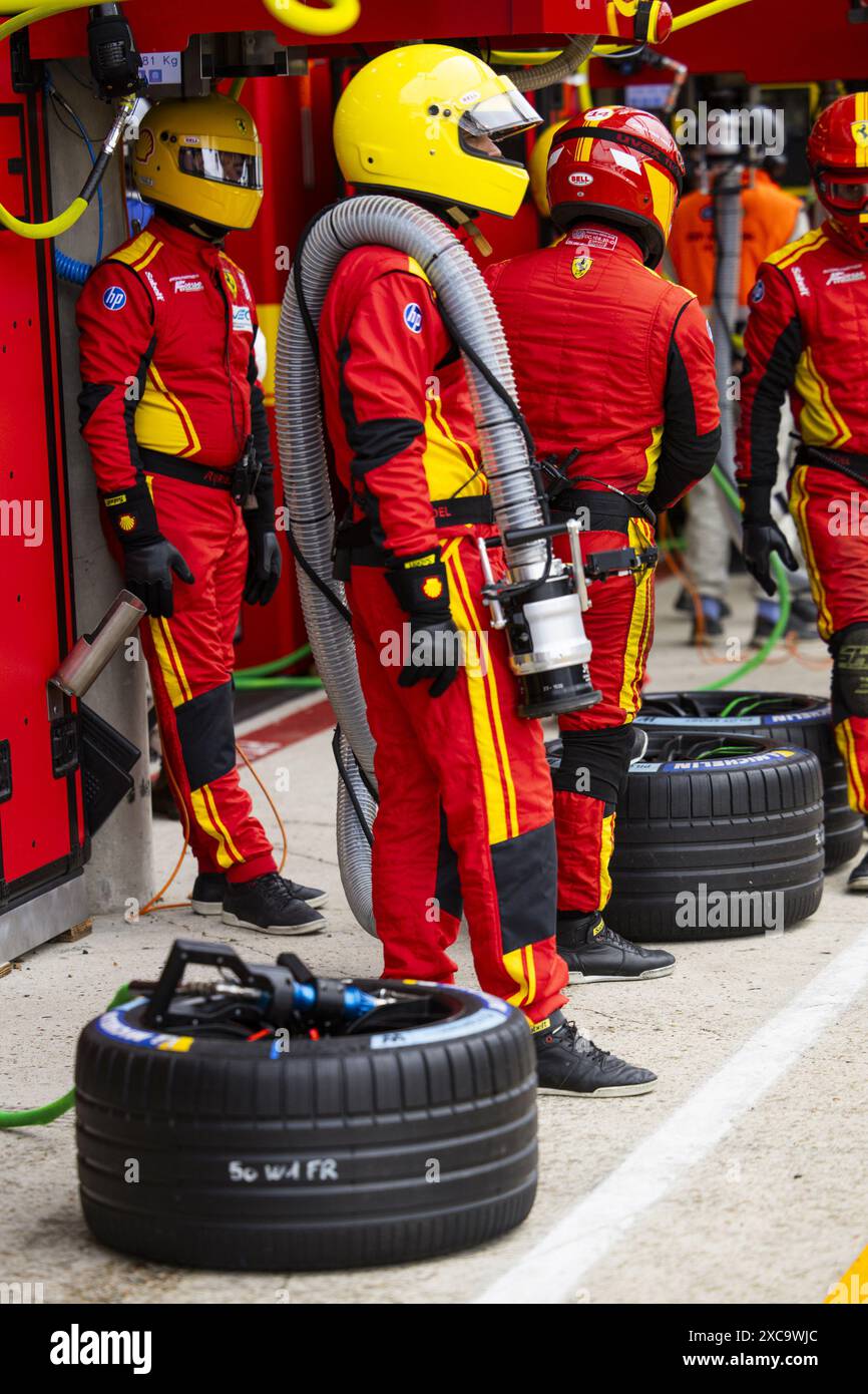 Le Mans, France. 15th June 2024.Ferrari AF Corse pit stop, tyre during ...