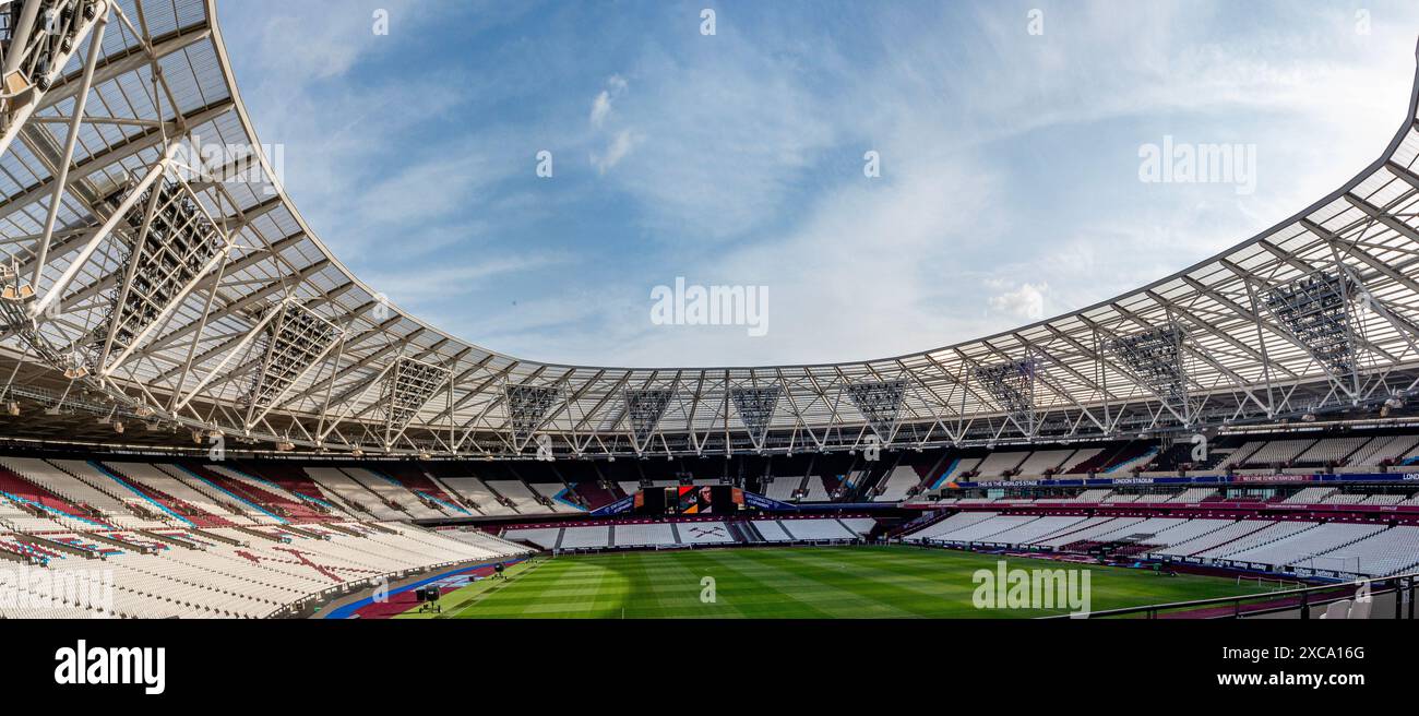 An empty West Ham United Football Club Stock Photo - Alamy