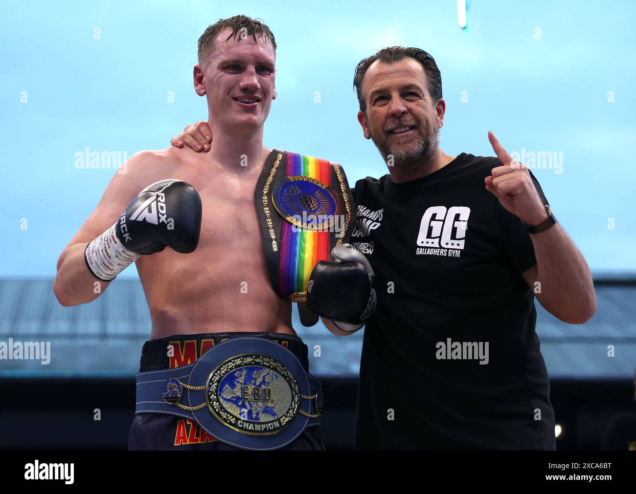 Jack Massey and trainer Joe Gallagher celebrate victory against Isaac ...