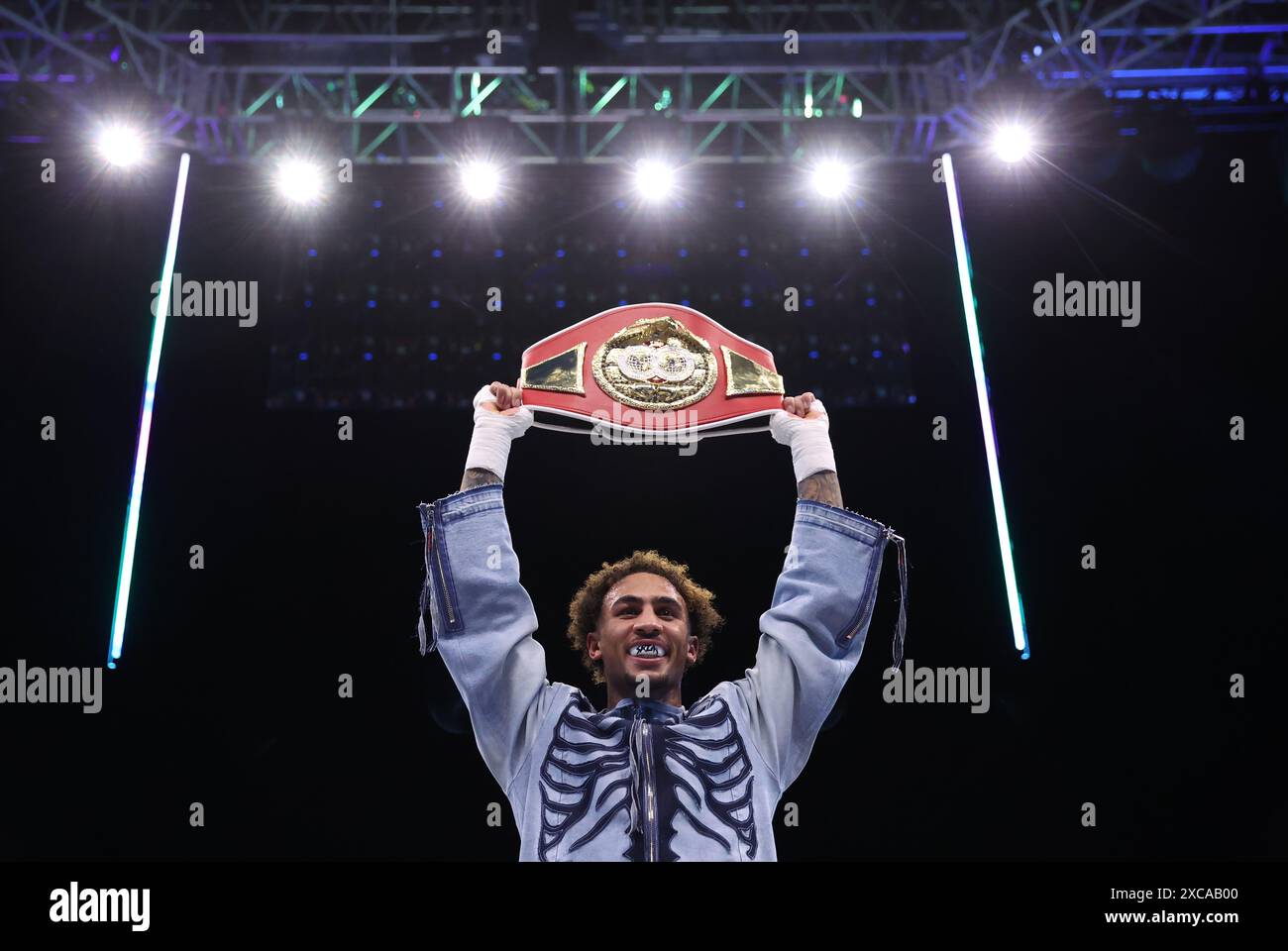 Ben Whittaker celebrates victory against Eworitse Ezra Arenyeka (not ...