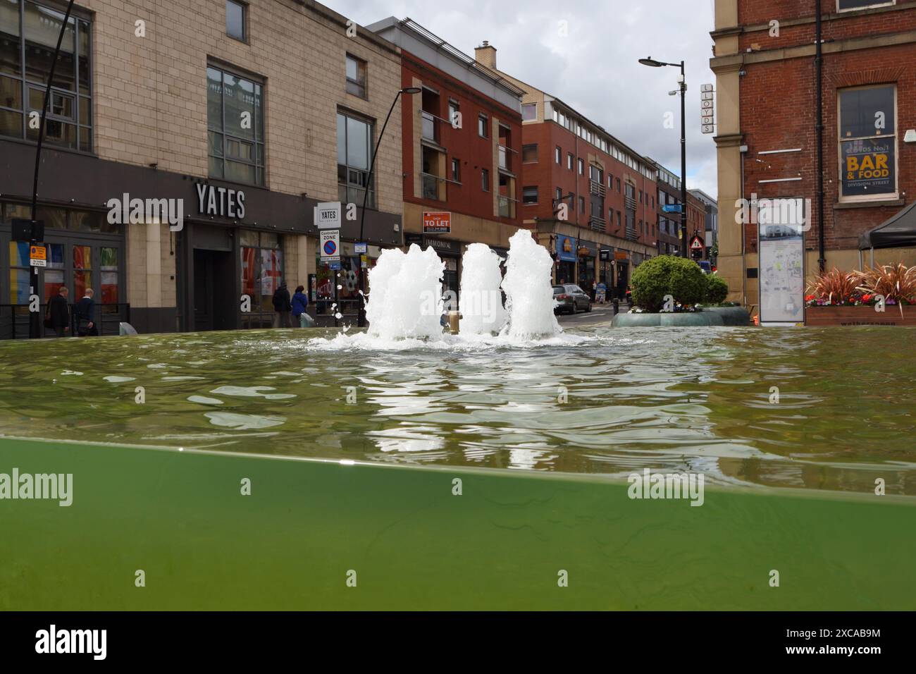 Fountain / Water Feature, Barkers Pool, Sheffield England Stock Photo ...