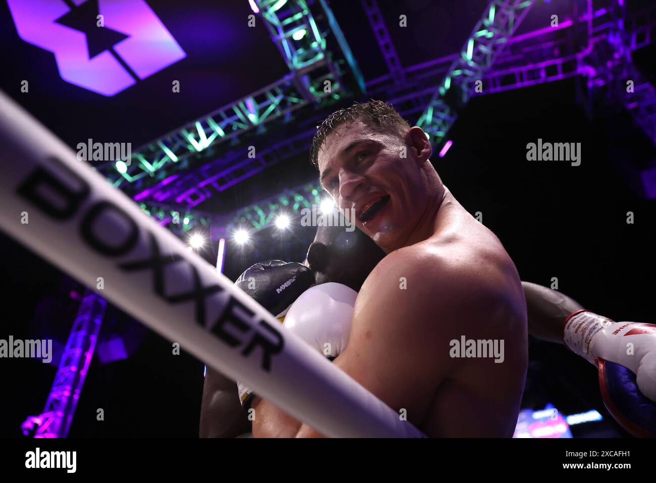 Chris Billam-Smith (right) and Richard Riakporhe in the WBO World ...