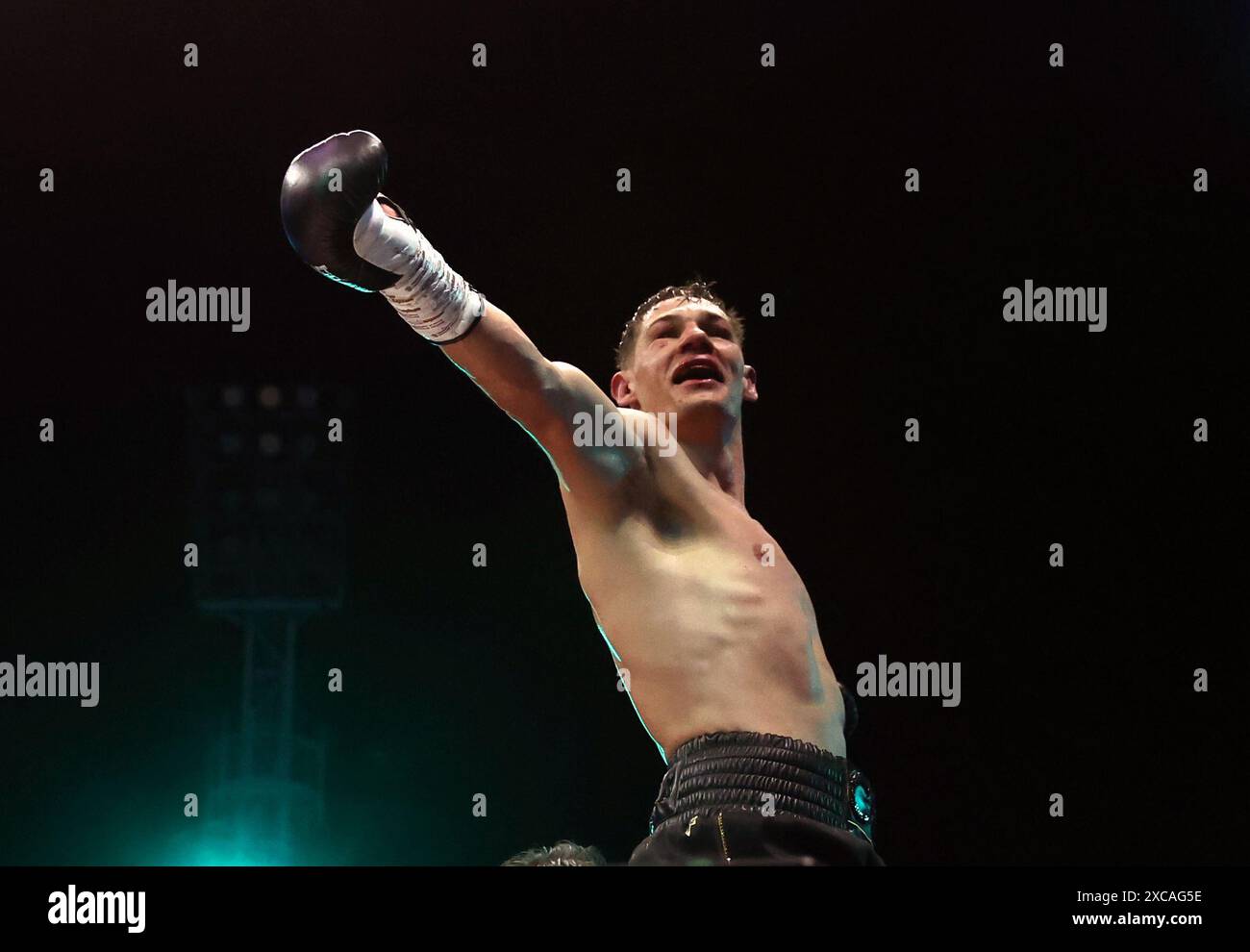 Chris Billam-Smith celebrates victory by unanimous decision following ...