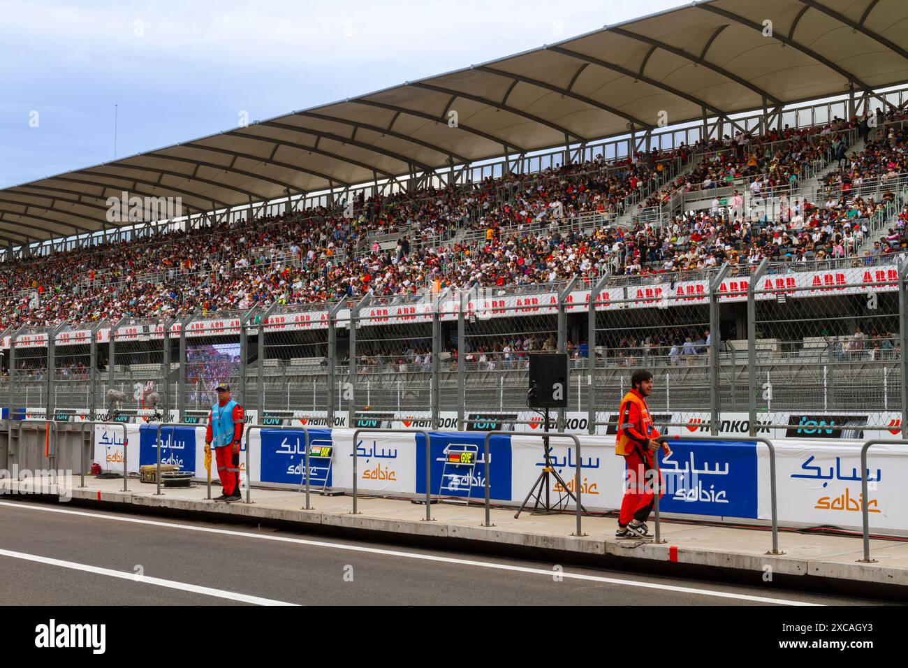 car race track and crowd Formula-E Mexico Stock Photo - Alamy