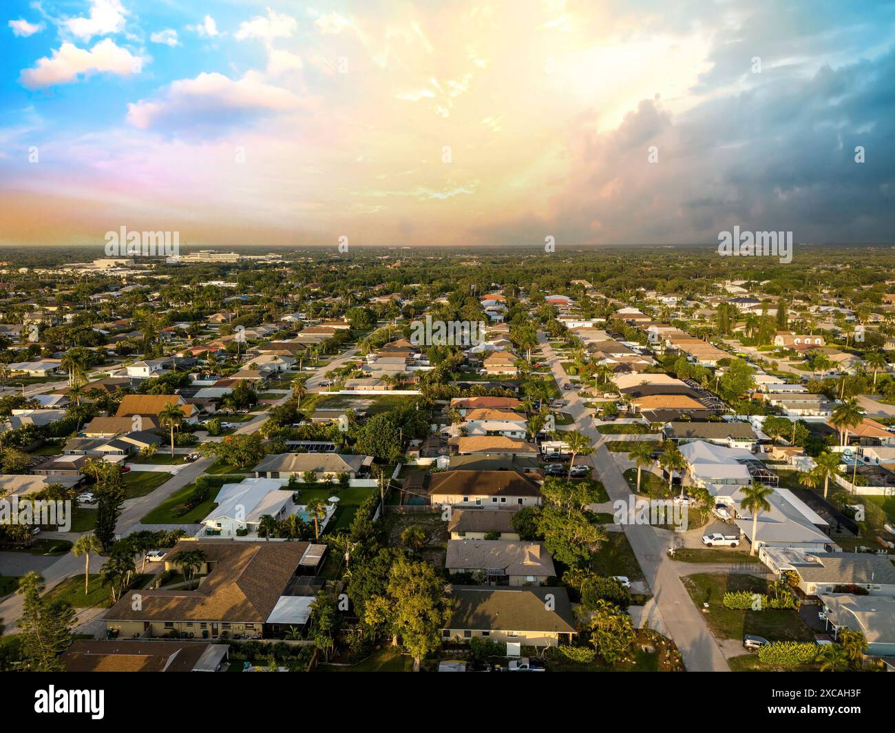 Blue collar neighborhood hi-res stock photography and images - Alamy