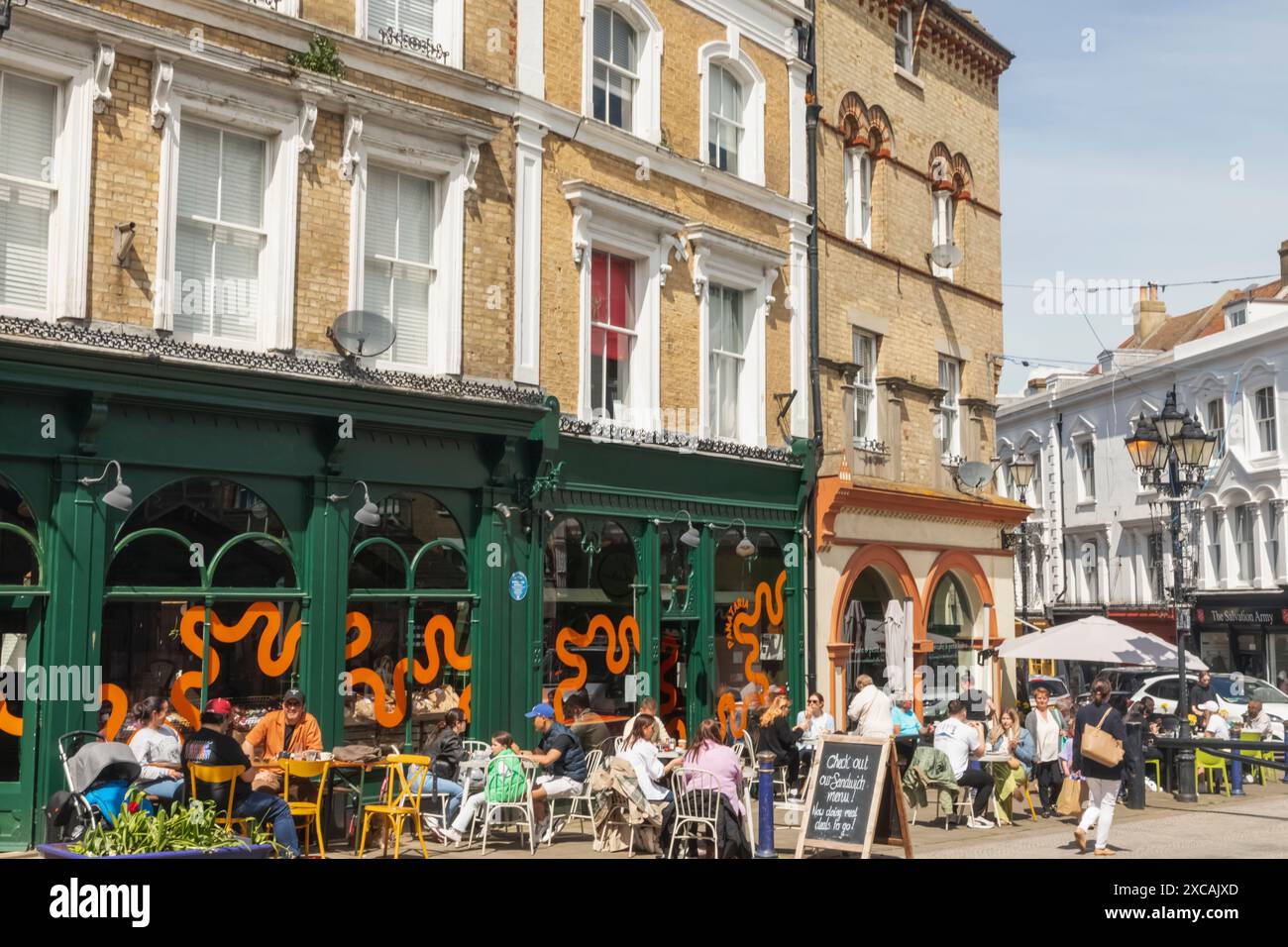 Folkestone restaurants hi-res stock photography and images - Alamy
