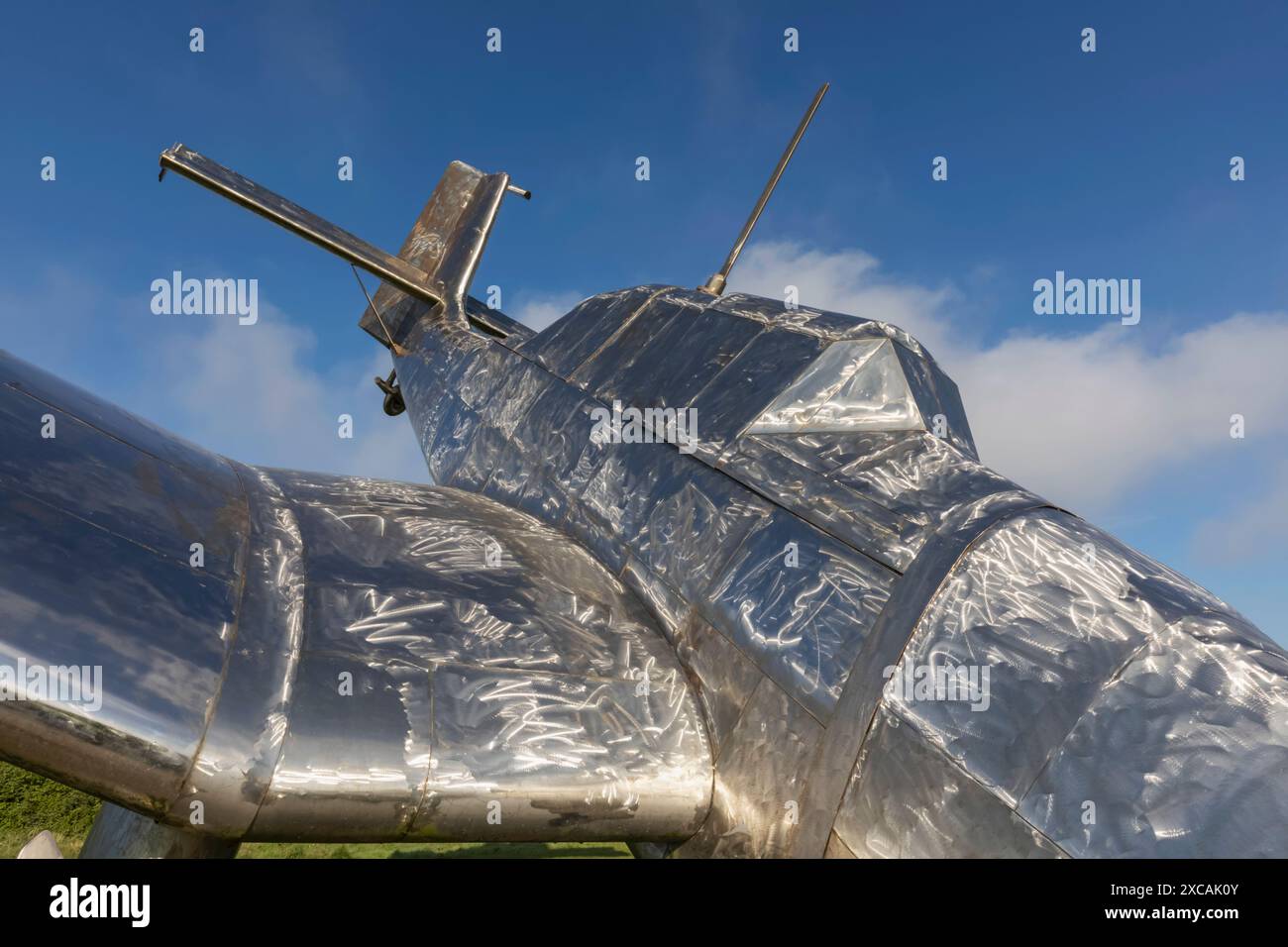 Sculpture plane hi-res stock photography and images - Alamy