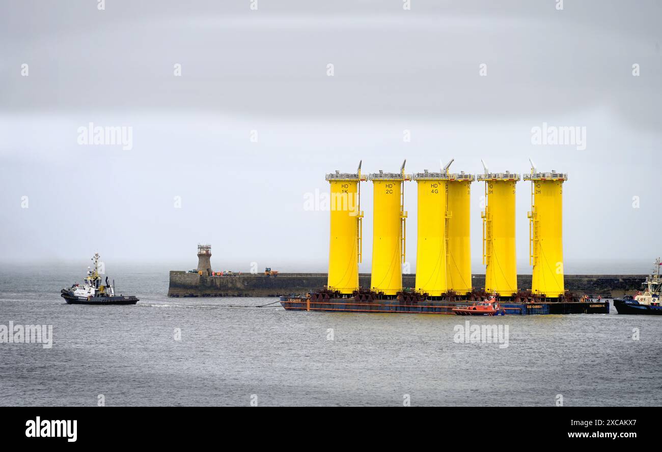 Multratug 19 and Doc Carrier barge laden with six massive wind turbine ...