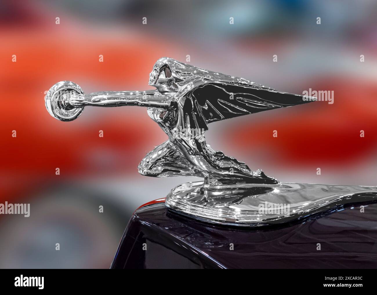 Automotive iconic hood ornaments hi-res stock photography and images ...