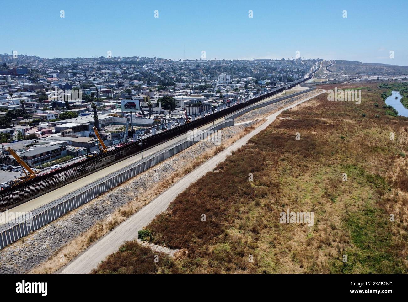 (EDITOR'S NOTE: Image taken by a drone) The border wall separating ...