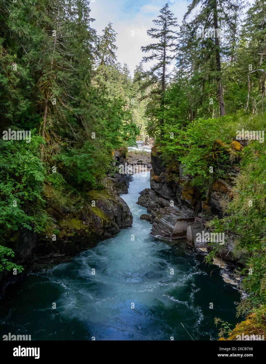 Stamp falls hi-res stock photography and images - Alamy
