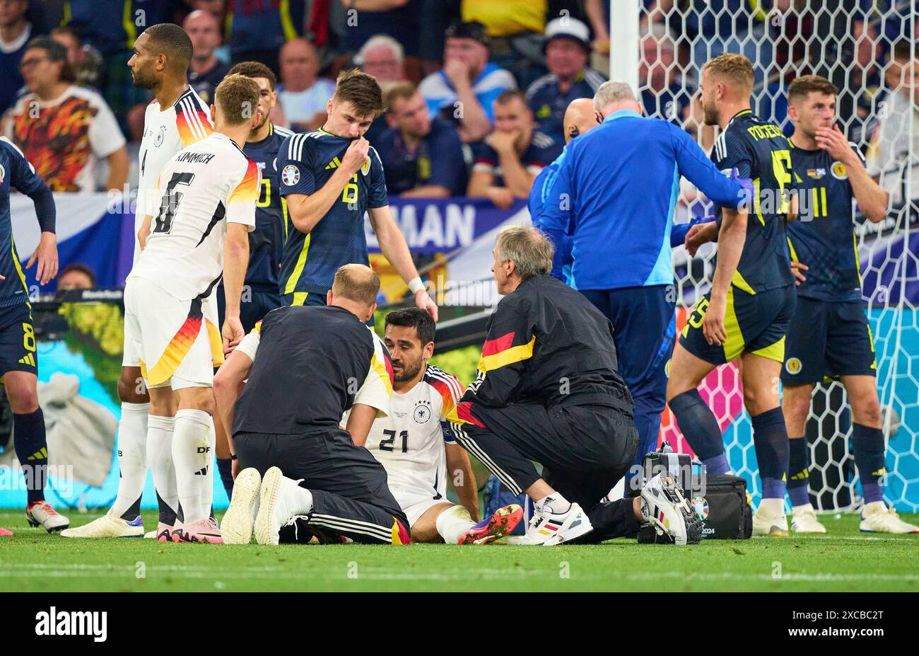 Ilkay Gündogan, DFB 21 injury after brutal foul, Ryan Porteous, SCO 15 ...