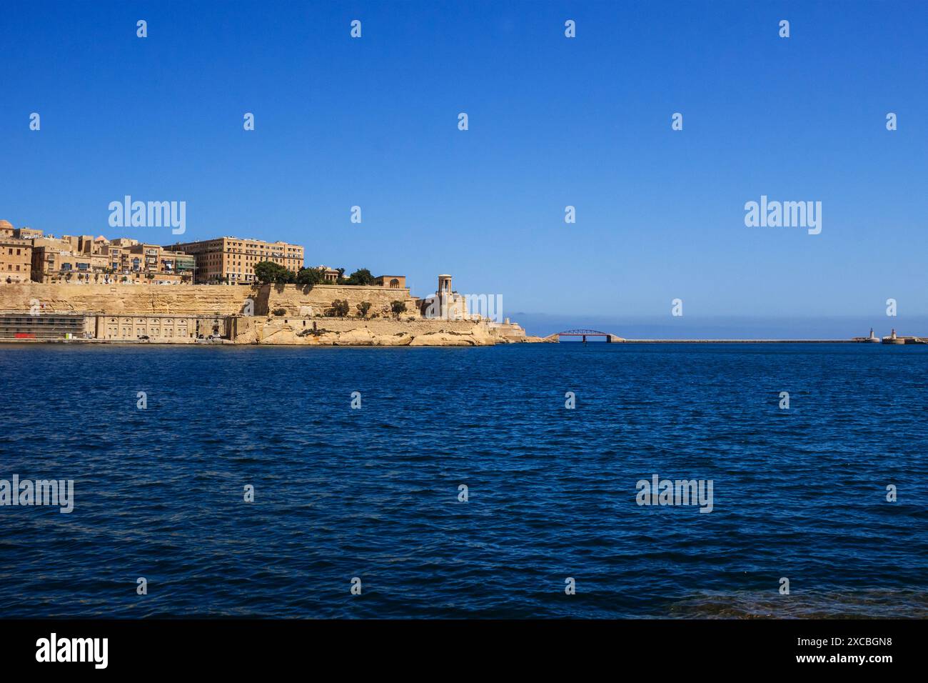 Fortress at the edge of harbor hi-res stock photography and images - Alamy