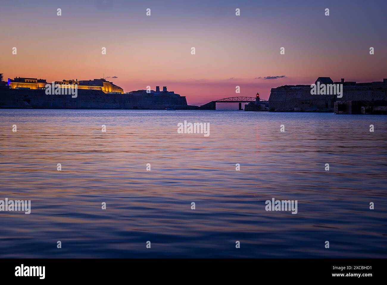Kalkara bay in sunset hi-res stock photography and images - Alamy