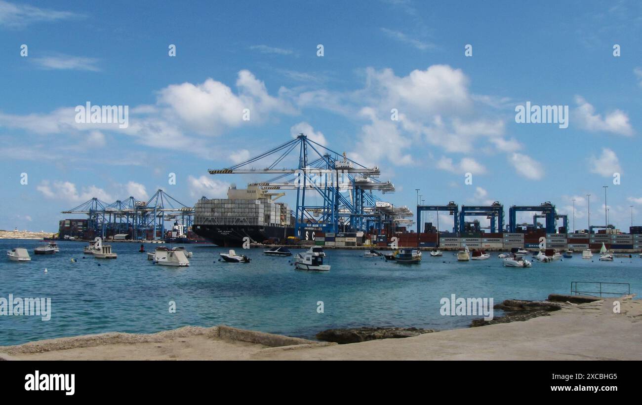freeport birzebbuga malta Stock Photo - Alamy